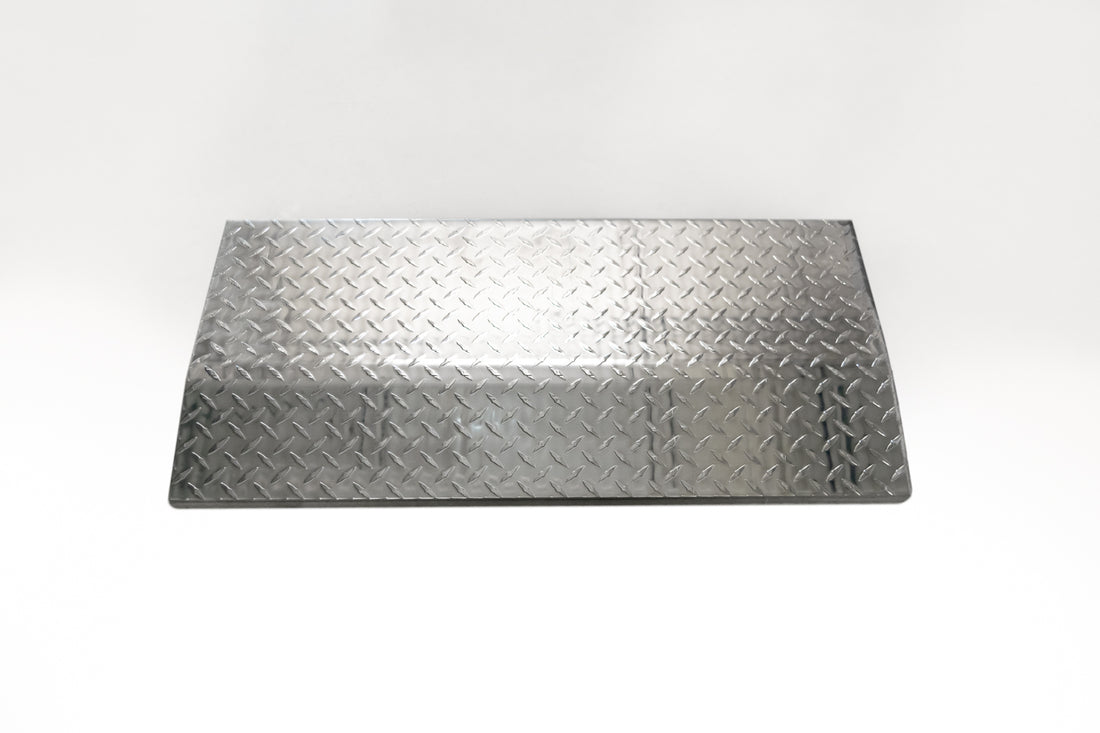 Liftgate Transition Diamond Plate Ramp – summitbodyworks